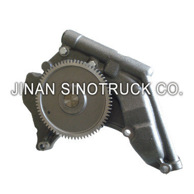 HOWO A7 Truck Parts VG1246070022 Oil Pump