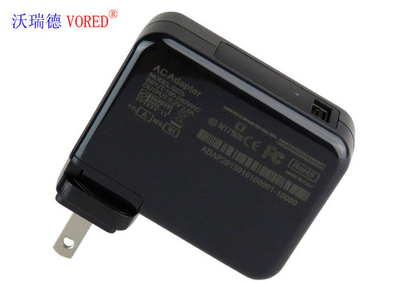 5V 2.5A USB Laptop Power Adapter Interchangeable Plugs Low Ripple Noise