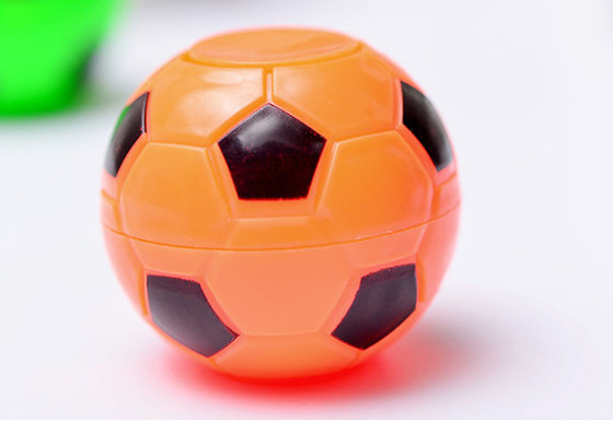 Russian 2018 World Cup Soccer fingertip gyroscope vent decompression toyspromotional gifts