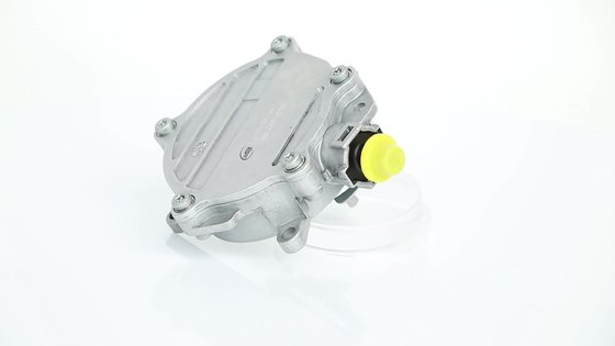 06e145100 Audi Car Engine Parts High Quality Engine Brake Vacuum Pump Electric Vacuum Pump For Audi A6 supplier