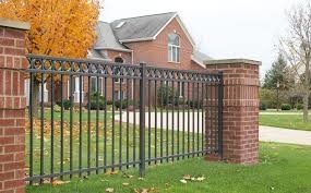 Removable Aluminum pole PVC Mesh Swimming Pool Safety Fence Design