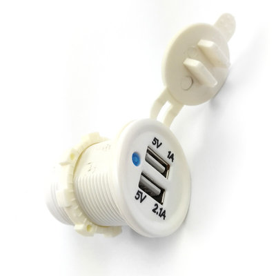 China Manufacturer DC 12V USB Car Charger adapter power sockets With Two Ports