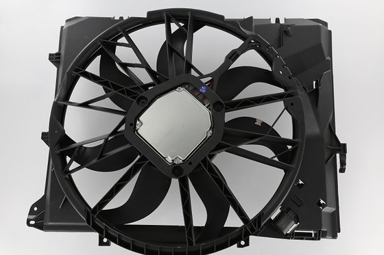Single Radiator Cooling Fans Aftermarket BMW Parts OEM 17427562080 NRF 47586