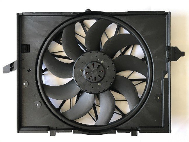 Aftermarket Electric Radiator Fan With Shroud , BMW Radiator Fans 17427543282 NRF 47213