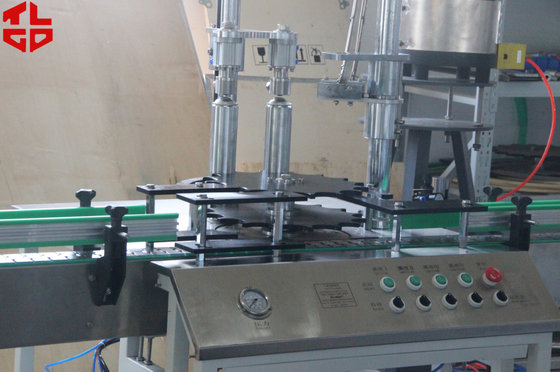 Snow Spray Automatic Aerosol Filling Machine / Aerosol Can Filling Equipment
