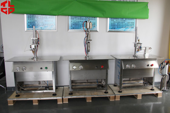 Semi Automatic Lubricant Sprays Aerosol Filling Machines