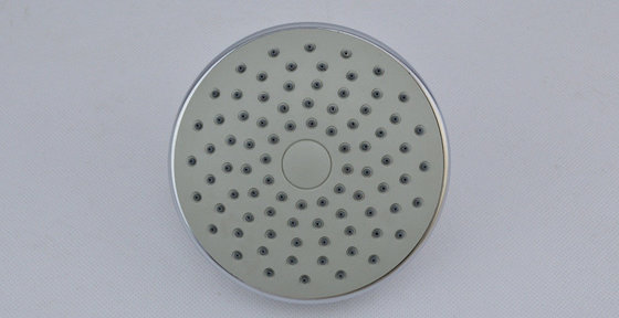 Water Purifying Overhead Shower Head With Filter Round Shape For Bathroom