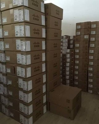 Original new cisco Switch N5K-C5648Q