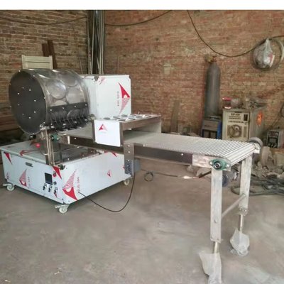 High quality Automatic spring rolls/Samsoa pastry sheet forming machine,super suppliers egg wrapper making machine