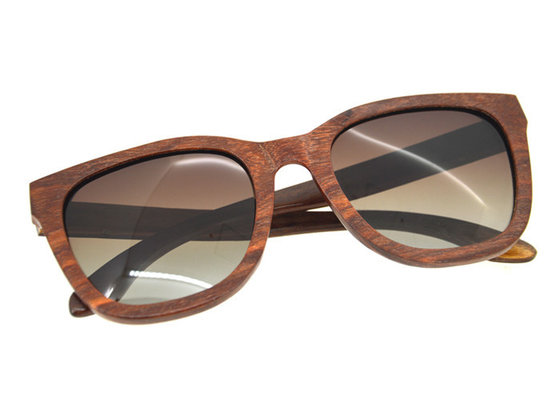 Eyewear Wood Frame Sunglasses / Fashion Red Sandalwood Sunglases Custom Logo