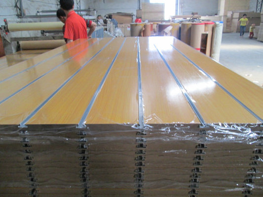 15mm / 18mm Melamined Faced Slotted Mdf Wooden Grain For Display Board