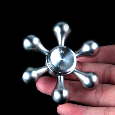 2017 Release Stress Fidget Toys Stainless steel Molecule Metal Hand spinner For 3-5 minutes