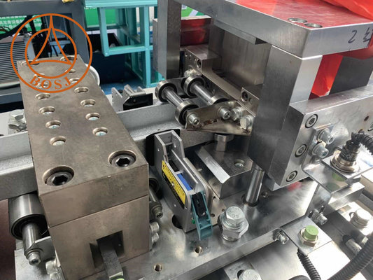 China Factory 	Light Gauge Steel Construction New Light Steel Structure House and Villas Frame Forming Machine