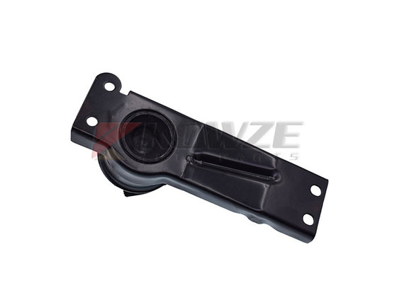 Crossmember Engine Mounting Cushion For Mitsubishi Pajero H67 H77 MR510312 1093A006