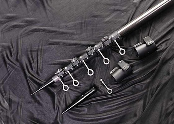 1700mm Extendable 5M Telescopic Carbon Fiber Outriggers