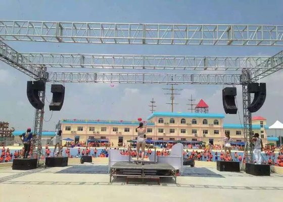 Aluminum Spigot Square Truss Lighting Debossed Your Logo Exhibition Booth For Show
