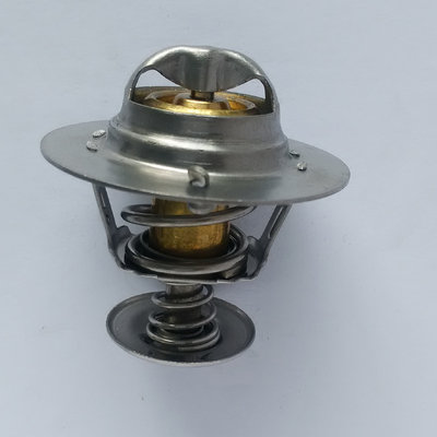 Auto Thermostat 1338F5 9661331580 XS7Q-8575-AA 1338F5 SWT1501-88 for CITROËN FIAT PEUGEOT FORD