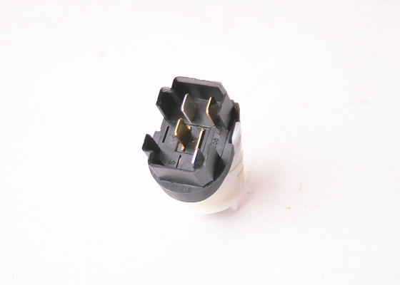 Car Ignition Switch Replacement 377905865 for VW GOL 04~09 PARATI ALL 04~06 SAVEIRO 05~06 POINTERALL94~02