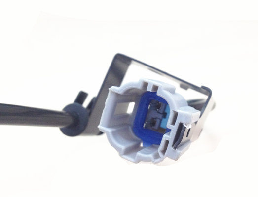 Plastic SU12172 SU8419 Car Speed Sensor Rear Axle Right For NISSAN