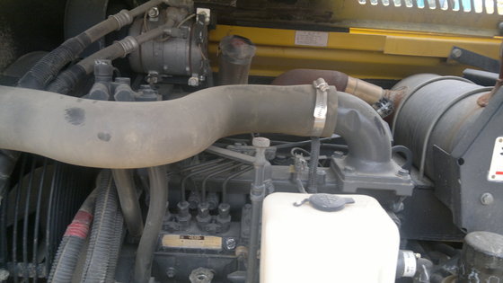 Used PC60-7 mini excavator,also pc120,pc200-5,pc200-6,pc200-7,pc200-8,pc220-6 komatsu excavator for sale supplier