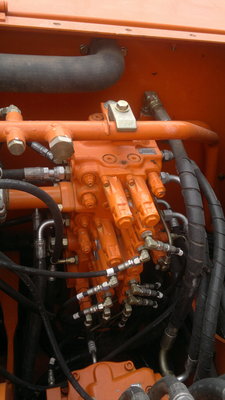 Mini excavator ZX70 hitachi excavator,also excavator ex60,ex50,ex55, ex100,ex120,ex200-2 for sale supplier