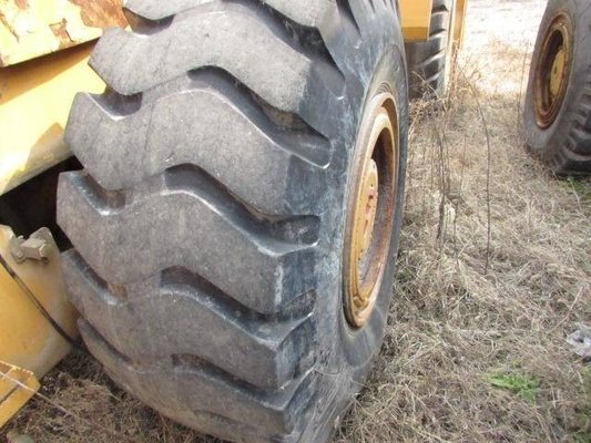 Japan komatsu loader WA450,also used loader WA380-6,WA380-3,WA320,WA400-1 supplier