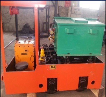 battery powered electric locomotive