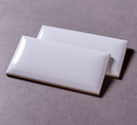 75X150mm het Gebruiks Ceramische Brood van de Grootte kijkt het Binnenlandse Muur Metrotegels in Wit