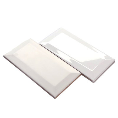 De nieuwe Tegels van de Ontwerpmuur voor Keuken en Badkamers in Grootte 75X150mm 3D de Tegelstickers van de Badkamersmuur vormen Luxe
