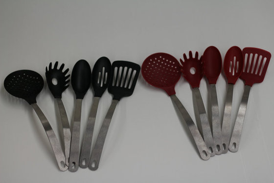 Mescolatori di nylon di Betty Crocker, prodotti della cucina per l'attaccatura facile/stoccaggio