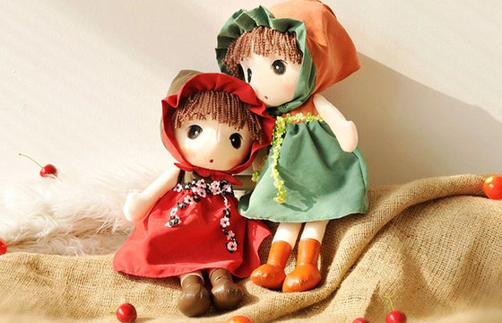 il regalo di festa insolito dei giocattoli della peluche delle bambole di pezza di 25CM, ragazza adorabile dell'OEM ha farcito la bambola
