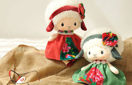 La bella peluche fissata divertente unica su ordinazione gioca per il regalo 8&quot; di festival dei bambini pecore bianche