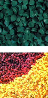 La linea calda di plastica molle granelli di plastica della pelletizzazione del PVC che preparano la plastica ricicla la macchina