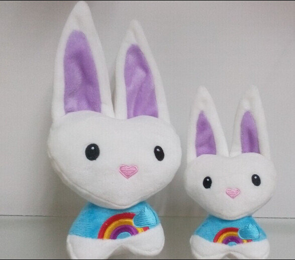 Il coniglietto di pasqua farcito a 3 pollici della peluche/coniglio gioca il servizio dell'OEM, giocattoli della dogana soltanto per la manifestazione