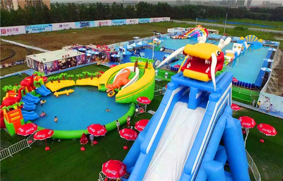 Le sport gonflable de PVC de grands jeux gonflables drôles extérieurs de sports se retranche le parc