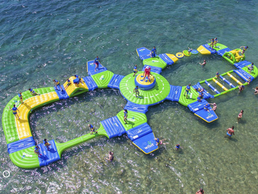 Grande piscine de PVC de parc aquatique gonflable géant de bâche avec la longue rampe de l'eau