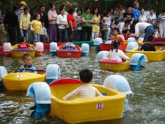 Barco inflable del PVC de la paleta del poder de la mano de los niños, juguetes inflables del agua de SEPPA