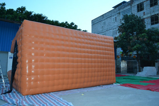 Biens oranges de tente gonflable d'arrière-cour de place de tissu d'Oxford en démonstration