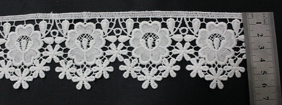 Little Flower Around crochet lace trim Poly Milk White Flexible