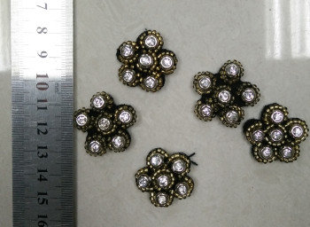 Metal Pearl Small Flowers Trims Bead Collar for Clothes Decoration