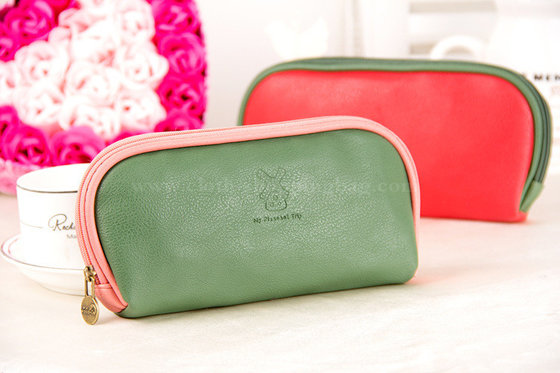 Customized pink travel cosmetic storage bag for short journey , small cosmetics case