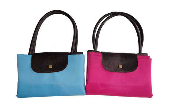 Bolsos plegables azules/del rosa modificados para requisitos particulares del paño del hombro de compras con el cierre del botón