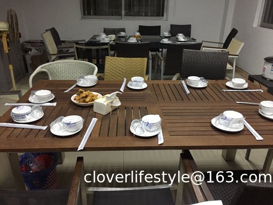 Wicker dining set with aluminum frame by Clover Lifestyle