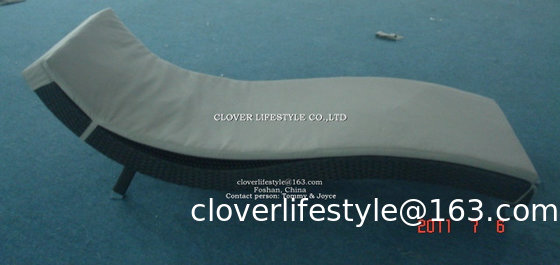Flat wicker Sun bed S shape double bed for Hotel, Garden and Beach by Clover Lifestyle Outdoor Furniture China