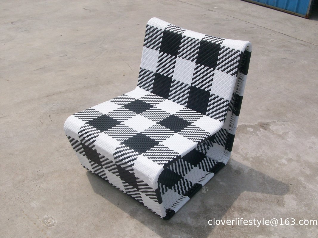 Scotland wicker bench  for Home. Hotel, Garden and Beach by Clover Lifestyle Outdoor Furniture
