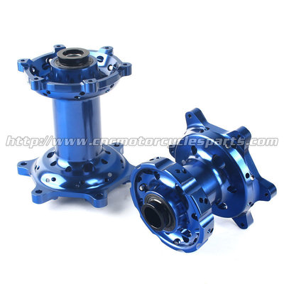 Colored Lightweight Dirt Bike Wheel Hubs Never Mounted For Off Road Bike