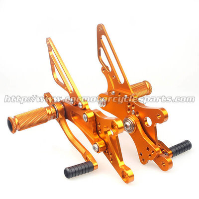 Customized Aluminum Alloy Motorcycle Rear Sets For Yamaha YZF R1 Parts
