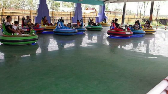 2018 popular indoor /outdoor UFO inflatable bumper car battery kids vintage bumper car for sale new