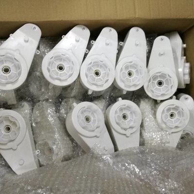 Black White Small Plastic Gears 6V Brush Commutation For Electric Toy Car