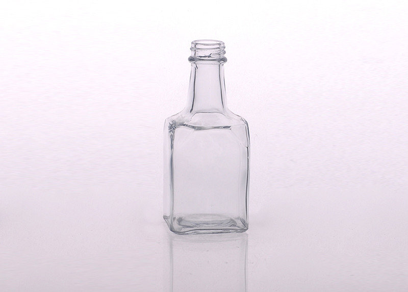 Square Rectangle shape reed diffuser perfume glass bottles high white material